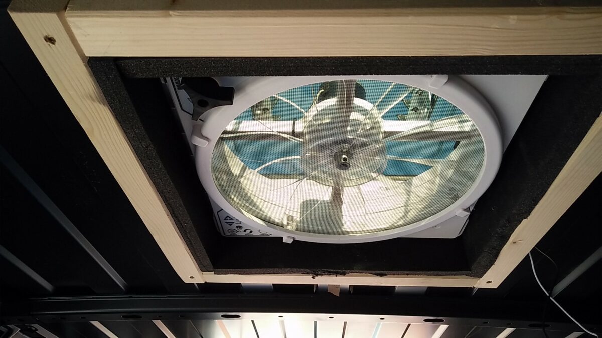 Einbau MaxxFan Air – camper van